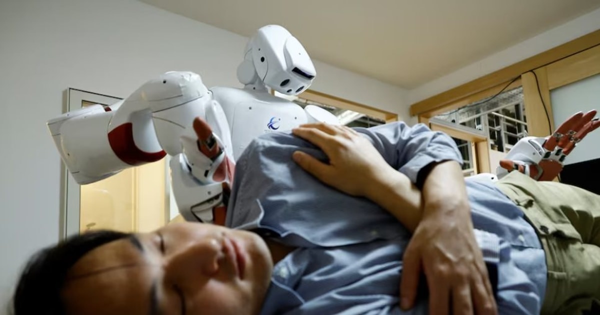 Robot AI - Lời giải cho bài toán chăm sóc dân số già hóa của Nhật Bản